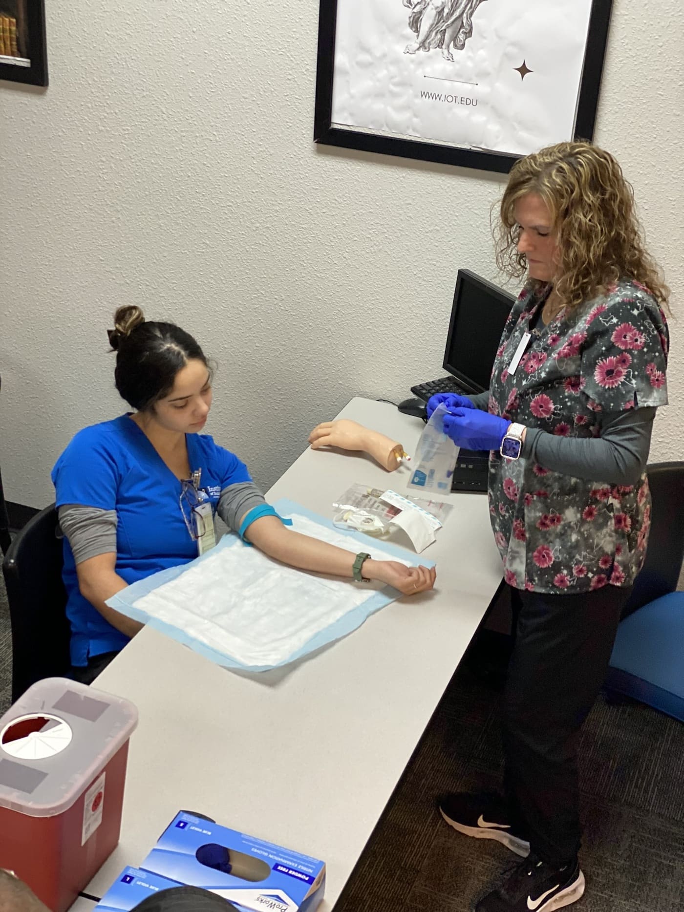 Become a Nursing Assistant - Institute of Technology (IOT)